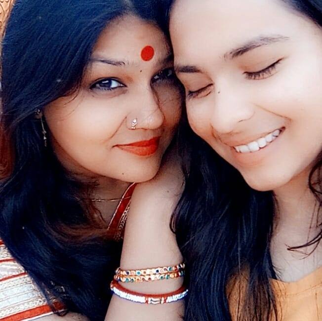 Mahilaye Bolti Bahut Hai - महिलाएँ बोलती बहुत है़ - Amar Ujala Kavya